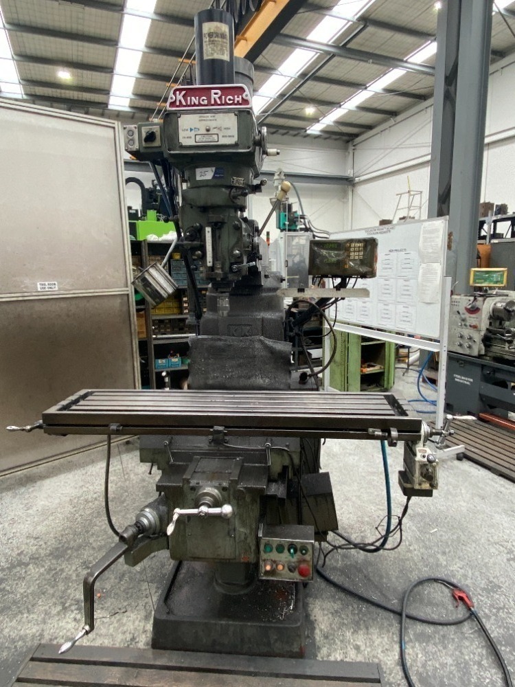 1997 King Rich KR-V3000 Milling Machine | Hilco Global APAC