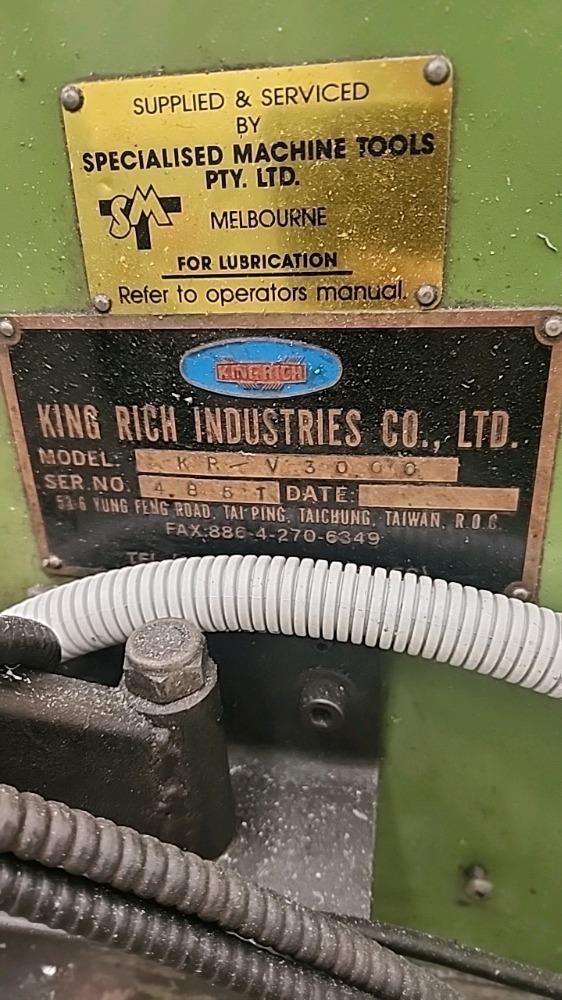 King Rich KR-V3000 Vertical Milling Machine | Hilco Global APAC