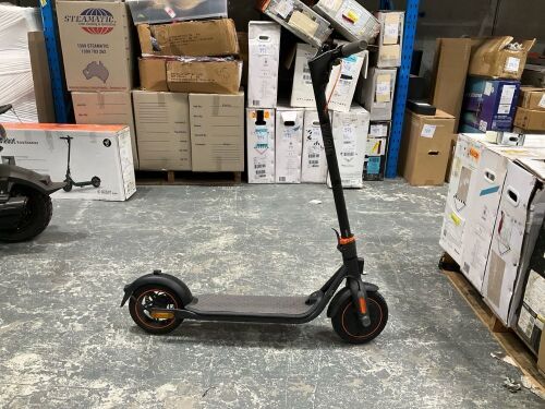 *Working*Segway Ninebot Kickscooter F40A | Hilco Global APAC